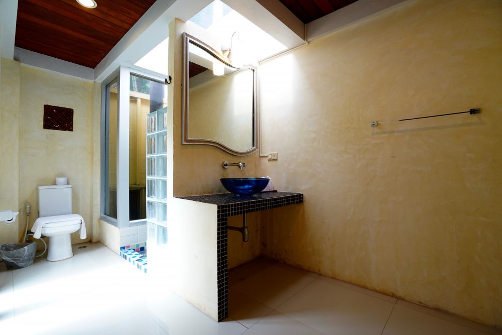 SEASHELL SPA – Seashell Village Resort 360' natural hideaway