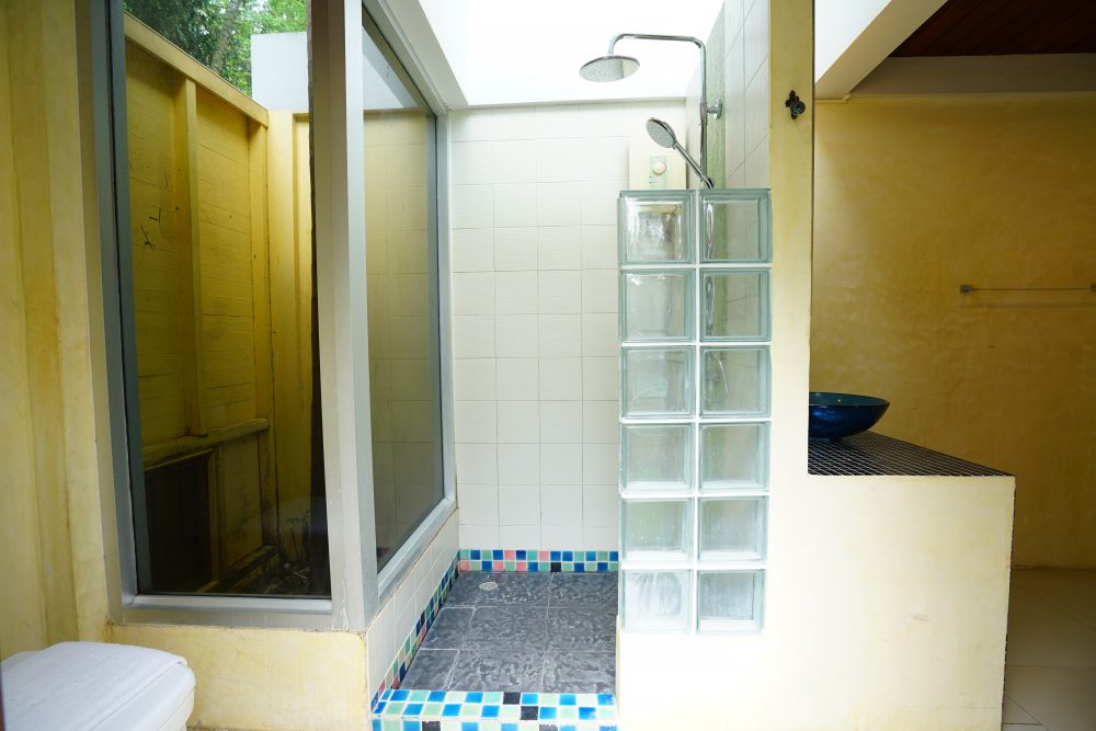 SEASHELL SPA – Seashell Village Resort 360' natural hideaway